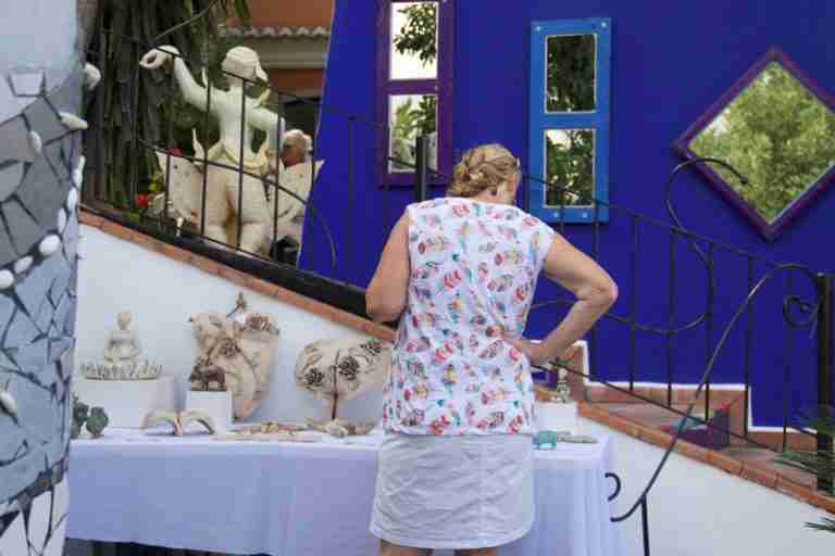The Art of Slow Looking | Emma Plunkett Art